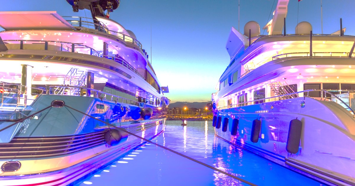 LUXURY YACHT PRIVATE JET KITS | Mirror Mirror Beauty